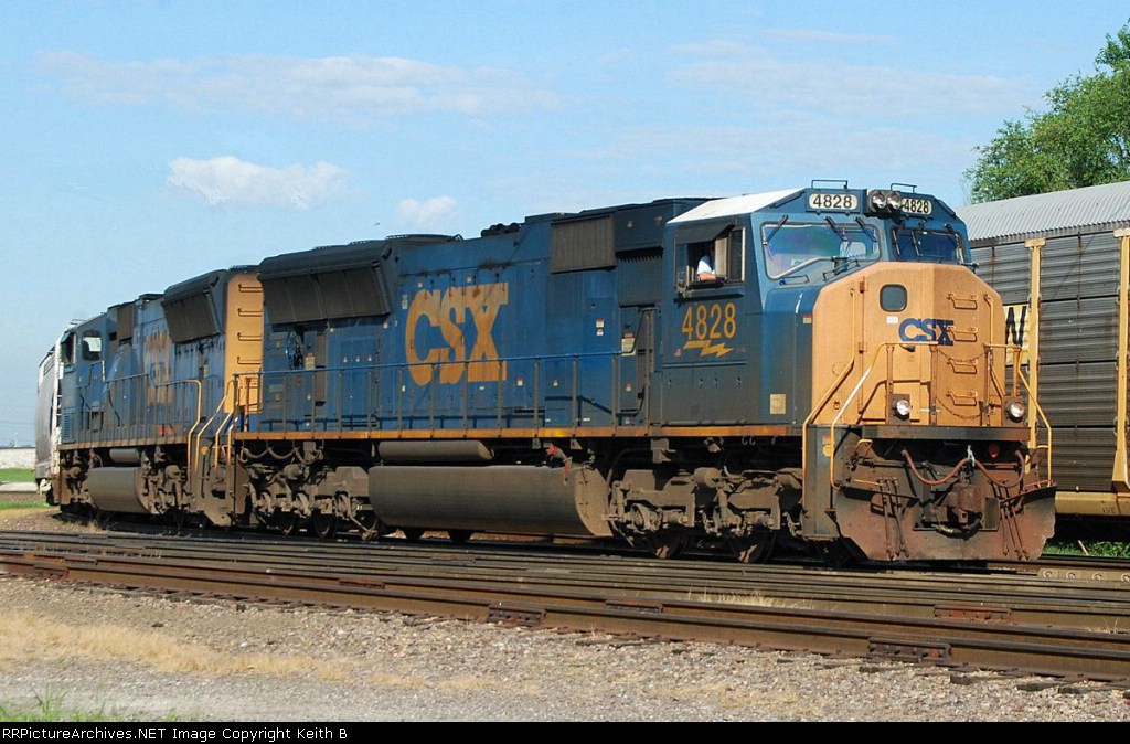 CSX 4828